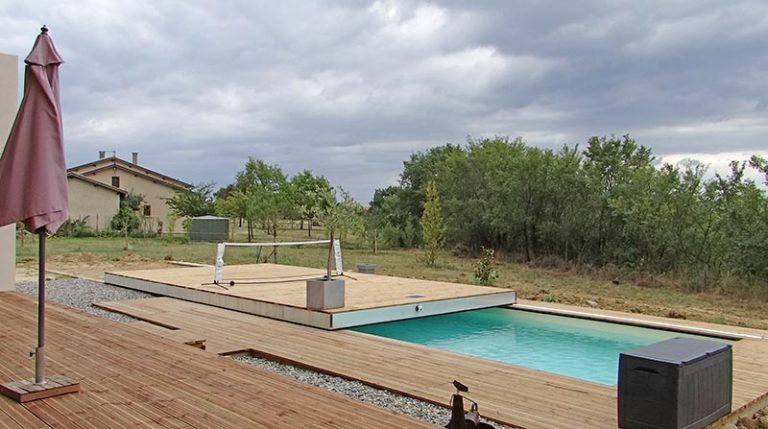 Terrasse mobile de piscine par Design Concept LS, sécurité et confort!